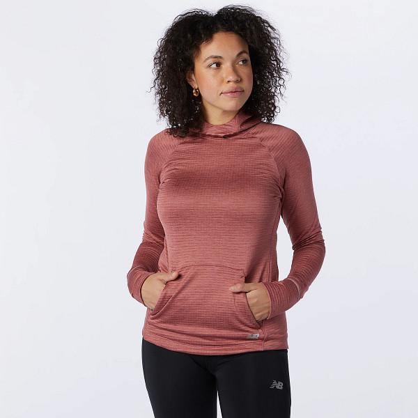 Women's New Balance Tops Outlet- Road Runner Sports