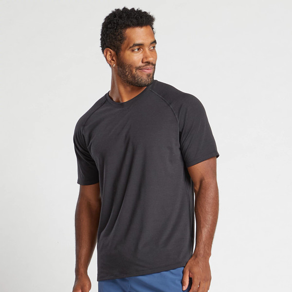 Running Gear & Clothing For Men - Road Runner Sports