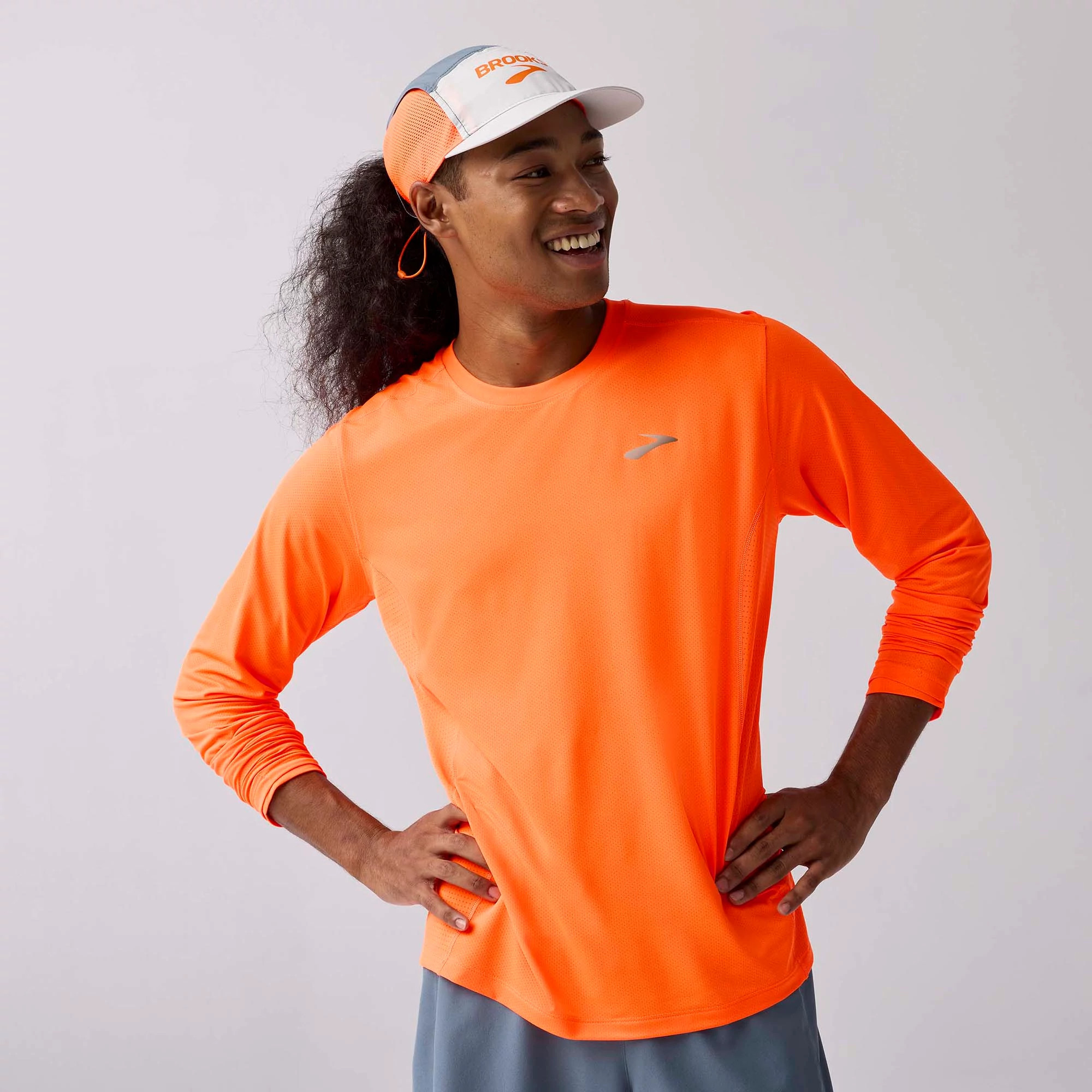 Mens Brooks Atmosphere Long Sleeve 3.0 Technical Tops